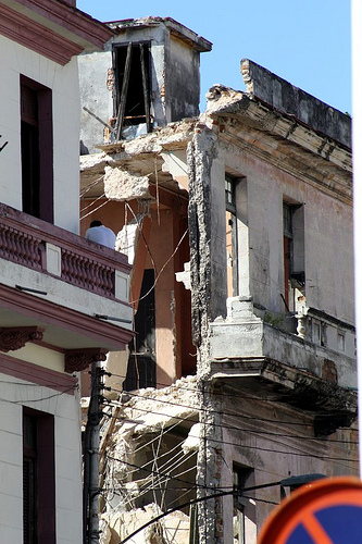 Cuba: Havana Building Collapses at Infanta and Salud Streets / Orlando ...